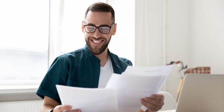 How to write a reference for an employee