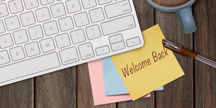 Manage an employee returning from maternity leave | HR blog